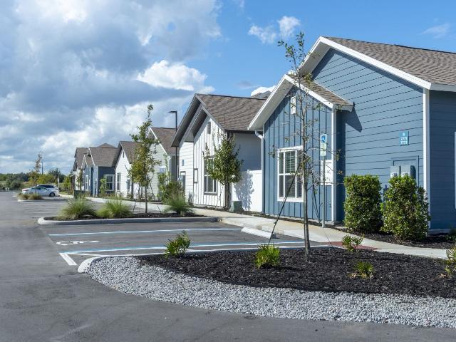 2 BR, 2 BA Apartment 4980 Red Maple Lane Unit 7859 Fern Lane, Wildwood, FL 34785