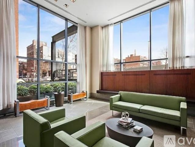 2 BR, 2 BA Apartment 49 Jay St, Unit 90, Brooklyn, NY 11201