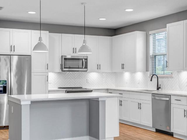 2 BR, 2 BA Apartment 4000 Headwaters Way Unit 05 307, Orlando, FL 32837