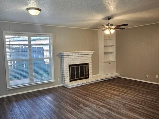 2 BR, 2 BA Apartment 4001 Old Bullard Road, Unit 560, Tyler, TX 75701