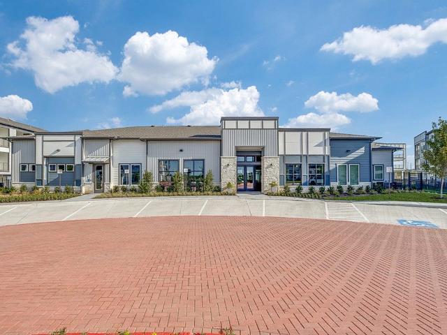 2 BR, 2 BA Apartment 4001 W. OB Groner Road Unit 10207, Sherman, TX 75092