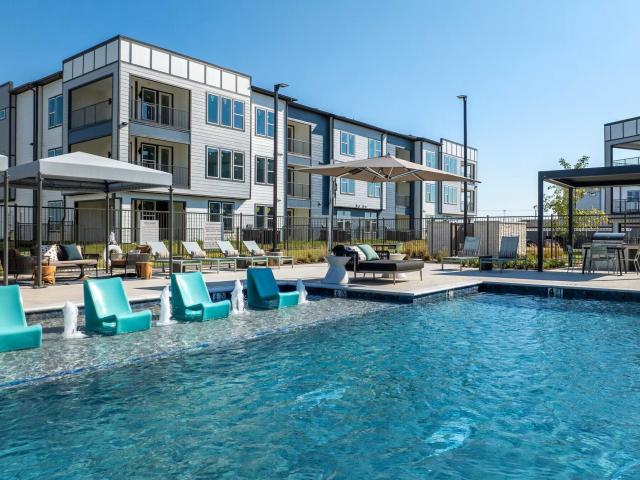 2 BR, 2 BA Apartment 4001 W. OB Groner Road Unit 5102, Sherman, TX 75092