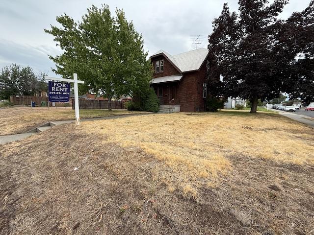 2 BR, 2 BA Apartment 4006 N Addison St, Spokane, WA 99207