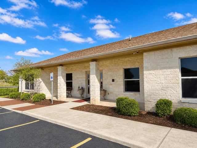 2 BR, 2 BA Apartment 401 Clearwater Paseo Unit 107, Kerrville, TX 78028