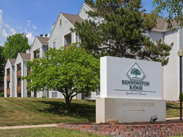 2 BR, 2 BA Apartment 4027 North Bennington Avenue Unit 11 102, Kansas City, MO 64117
