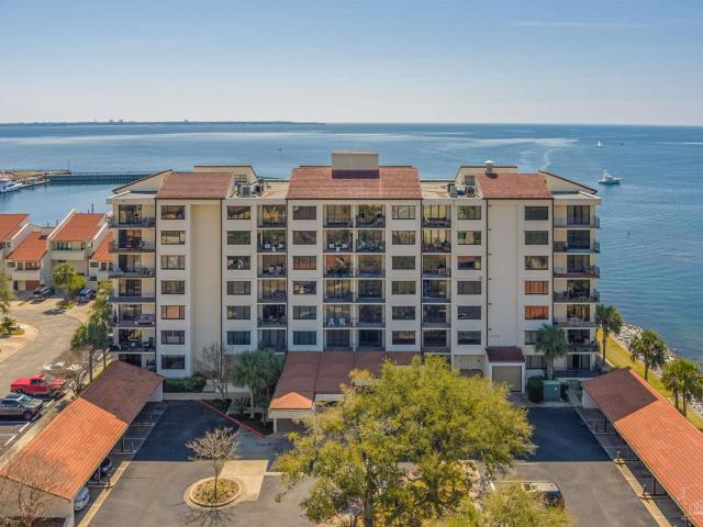 2 BR, 2 BA Apartment 402 Port Royal Way, Pensacola, FL 32502