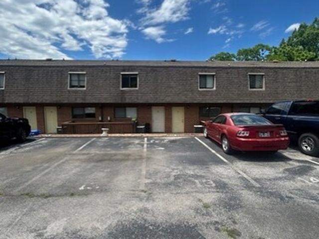 2 BR, 2 BA Apartment 407 Fourth St, Unit 11, Kingston, TN 37763