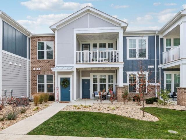 2 BR, 2 BA Apartment 405 Smith Road Unit 108, Saint Charles, IL 60174