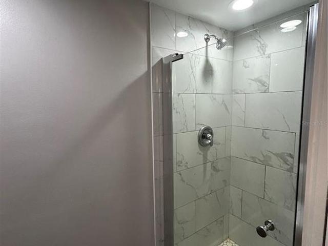 2 BR, 2 BA Apartment 4089 Lake Forest Drive, Sarasota, FL 34233