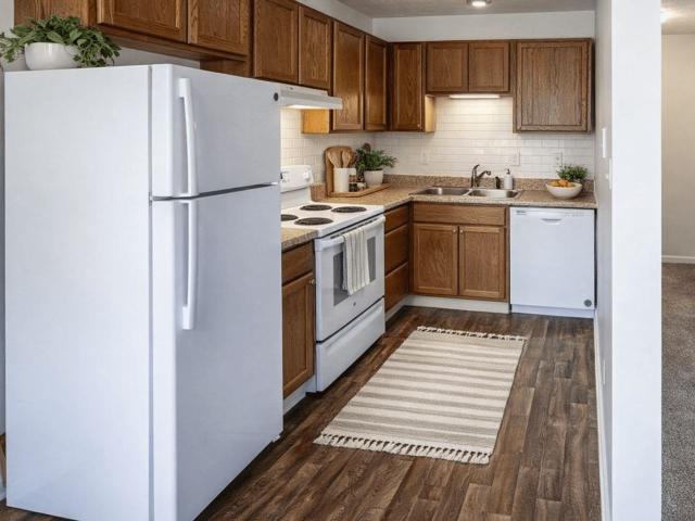 2 BR, 2 BA Apartment 4100 Prestwick Sq Unit 4026, New Albany, IN 47150