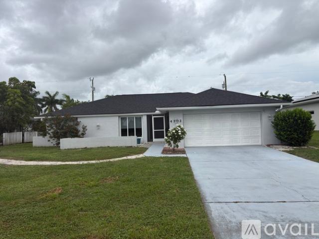 2 BR, 2 BA Apartment 4102 Palm Tree Boulevard, Cape Coral, FL 33904