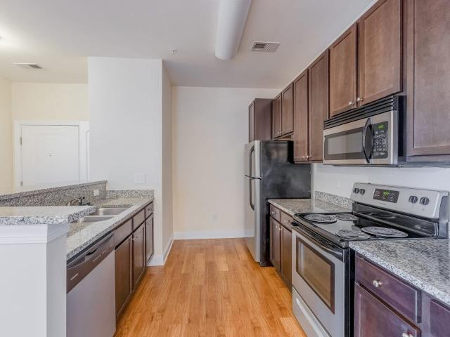 2 BR, 2 BA Apartment 410 Starmount Park Boulevard Unit 01029, Concord, NC 28027