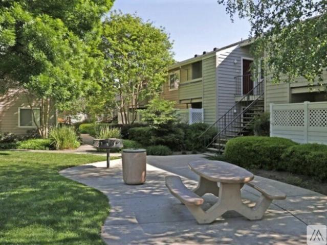 2 BR, 2 BA Apartment 4121 Dale Rd, Unit 199, Modesto, CA 95356