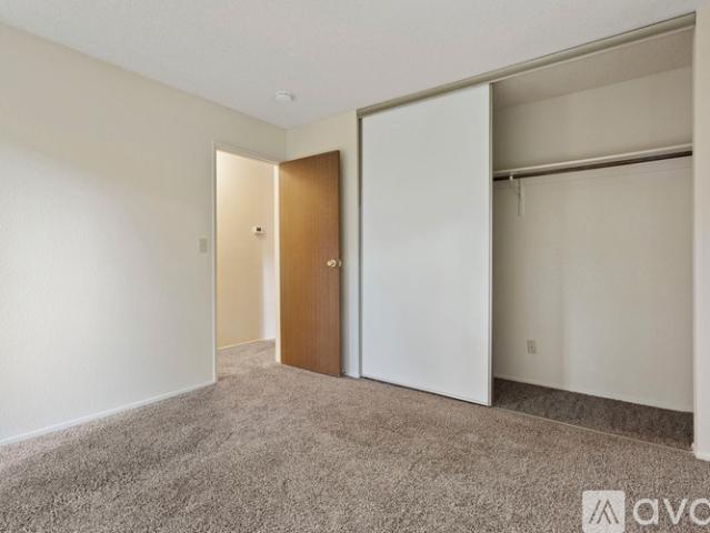 2 BR, 2 BA Apartment 4121 Dale Road, Unit 142, Modesto, CA 95356