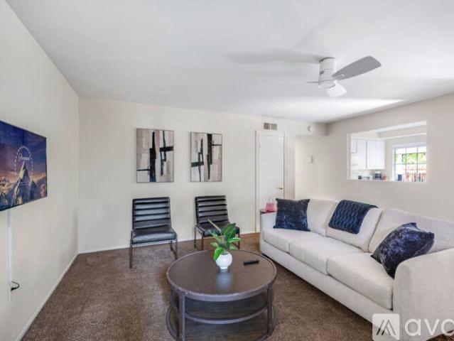 2 BR, 2 BA Apartment 418 Nobel Ave, Unit B, Santa Ana, CA 92707