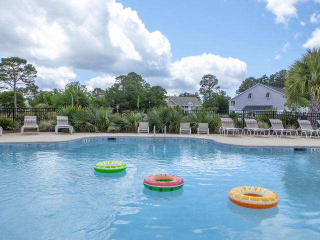 2 BR, 2 BA Apartment 4191 Hearthside Drive Unit 1915 303, Wilmington, NC 28412