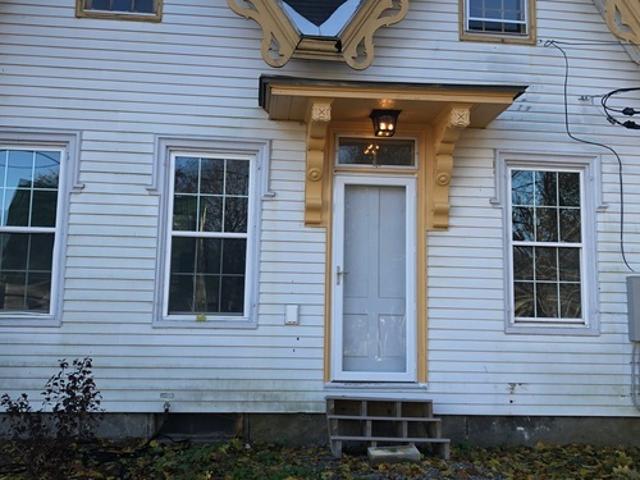 2 BR, 2 BA Apartment 41 Maple St, Unit 2, Gardiner, ME 04345