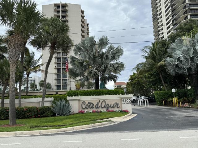 2 BR, 2 BA Apartment 4200 North Ocean Drive, Singer Island, FL 33404
