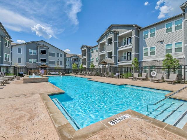 2 BR, 2 BA Apartment 4200 South Washington Street Unit 115, Kaufman, TX 75142