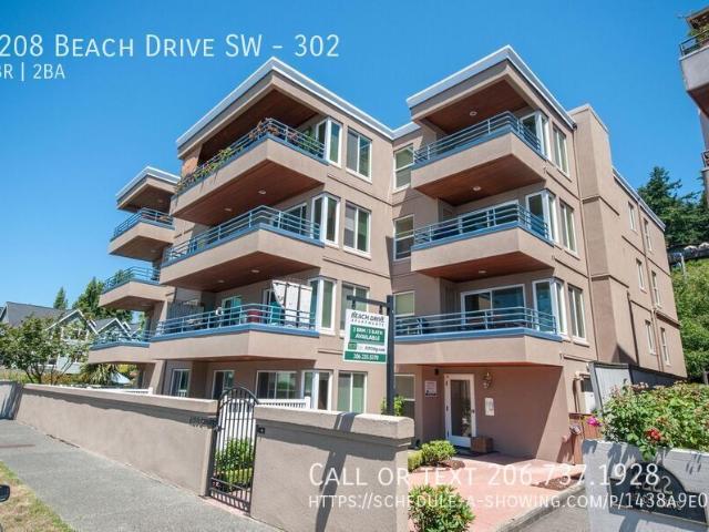 2 BR, 2 BA Apartment 4208 Beach Drive SW, Seattle, WA 98116