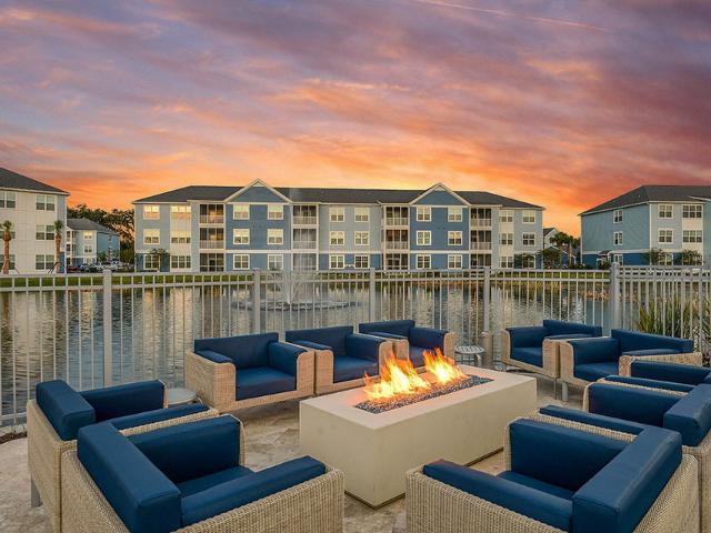2 BR, 2 BA Apartment 420 Salt Meadow Circle Unit 0210 202, Bradenton, FL 34208