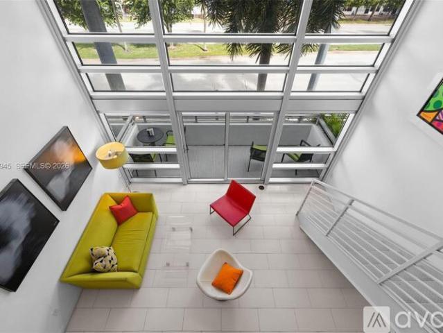 2 BR, 2 BA Apartment 421 Meridian Ave, Unit 6, Miami Beach, FL 33139