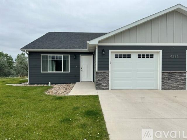 2 BR, 2 BA Apartment 4232 Winfield St, Unit 1, Rapid City, SD 57701