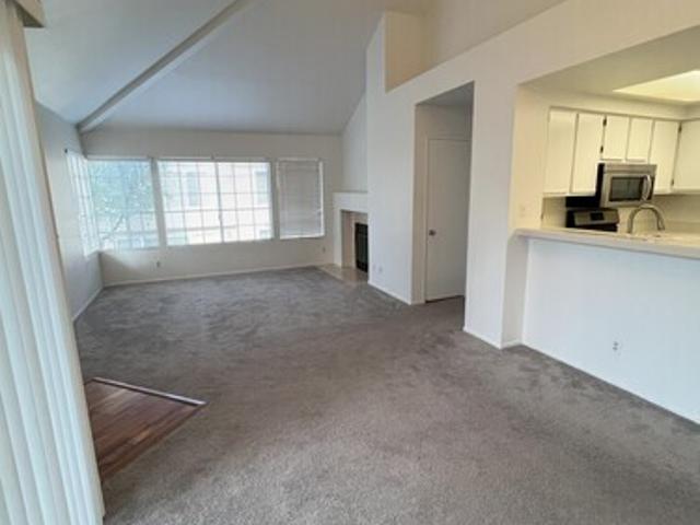 2 BR, 2 BA Apartment 4240 Lost Hills Road, Unit 2704, CALABASAS, CA 91301