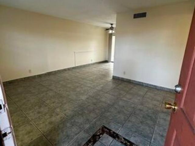 2 BR, 2 BA Apartment 4247 Oak Terrace Dr, Greenacres, FL 33463