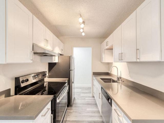 2 BR, 2 BA Apartment 424 Callan Ave Unit 127, San Leandro, CA 94577