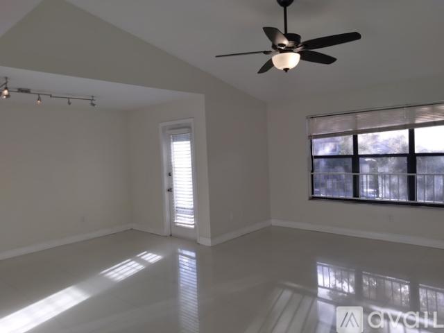 2 BR, 2 BA Apartment 4261 W Mc Nab Rd, Unit 32, Pompano Beach, FL 33069