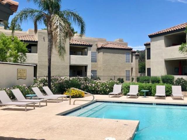 2 BR, 2 BA Apartment 4304 E CAMPBELL AVE Unit 10 1057, Phoenix, AZ 85018
