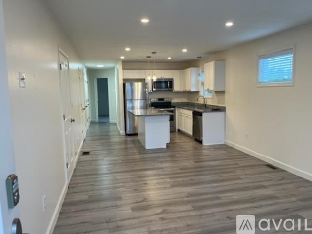 2 BR, 2 BA Apartment 430 Ward Dr, Unit B, Wintersville, OH 43953