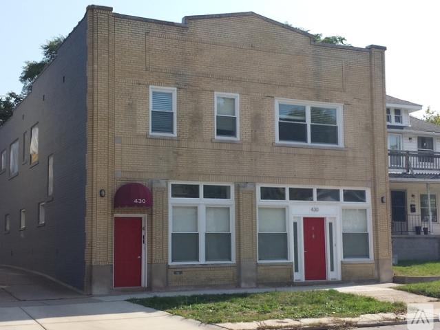2 BR, 2 BA Apartment 430 N Washington Ave, Unit C, Royal Oak, MI 48067