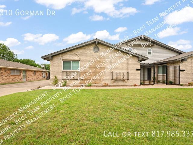2 BR, 2 BA Apartment 4310 Gorman Dr, Fort Worth, TX 76132