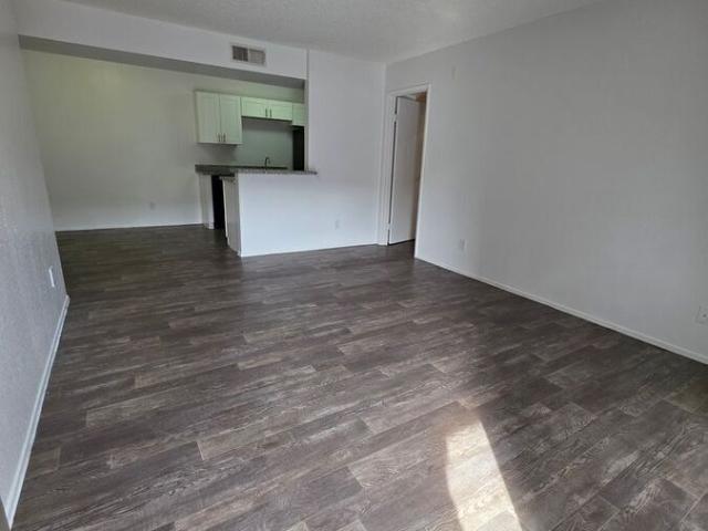 2 BR, 2 BA Apartment 4336 N 35th Ave, Phoenix, AZ 85017