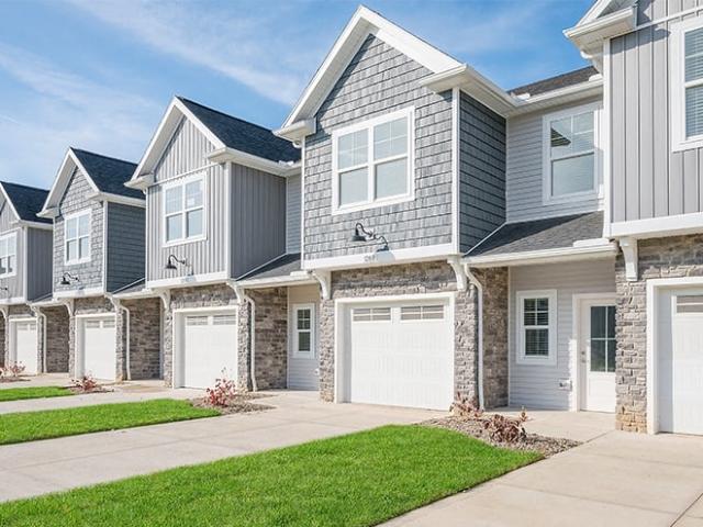 2 BR, 2 BA Apartment 4344 Wyoga Lake Road Unit 180, Stow, OH 44224