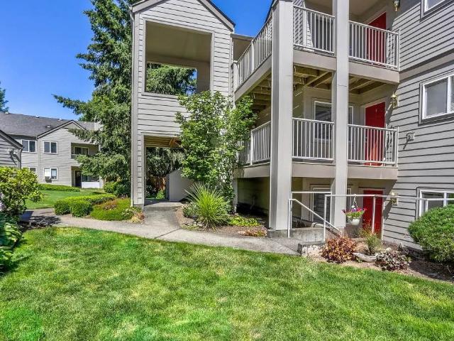 2 BR, 2 BA Apartment 4370 Southwest 107th Avenue Unit 4370 4, Beaverton, OR 97005