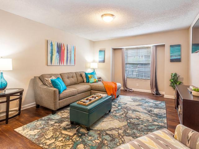 2 BR, 2 BA Apartment 4395 Washington Rd Unit 325403, Atlanta, GA 30344