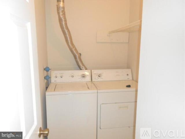 2 BR, 2 BA Apartment 4 Fairway Ct, Unit 4, Lawrence Township, NJ 08648