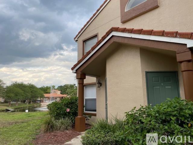 2 BR, 2 BA Apartment 5436 East Michigan Street, Unit 6, Orlando, FL 32812
