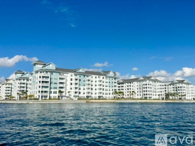 2 BR, 2 BA Apartment 5442 W Tyson Ave, Unit 3, Tampa, FL 33611