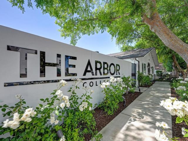 2 BR, 2 BA Apartment 5449 North 10th Street Unit 5548 102, Fresno, CA 93710