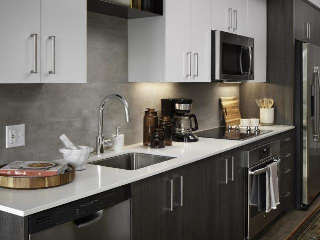 2 BR, 2 BA Apartment 550 Uptown Court Unit 331, Kirkland, WA 98033