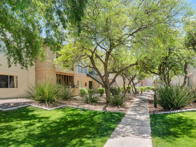 2 BR, 2 BA Apartment 550 North Harrison Road Unit 1106, Tucson, AZ 85748