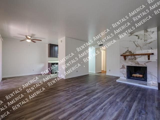 2 BR, 2 BA Apartment 5525 E Thomas Rd, Phoenix, AZ 85018