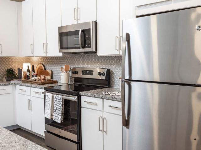 2 BR, 2 BA Apartment 5561 Post Oak Boulevard Unit 206, Wesley Chapel, FL 33544