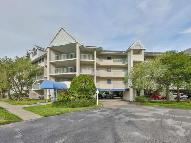 2 BR, 2 BA Apartment 5567 Sea Forest Drive, New Port Richey, FL 34652