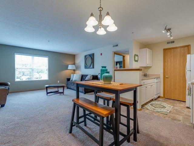 2 BR, 2 BA Apartment 55 Eastpointe Ridge Drive Unit 210, Columbus, OH 43213