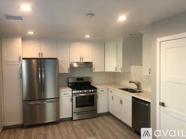 2 BR, 2 BA Apartment 563 El Placer Rd, Unit 4, Palm Springs, CA 92264
